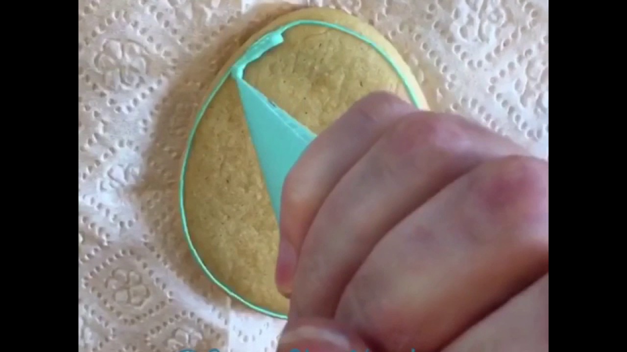 How to make speckled Easter egg cookies