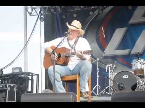 Dallas Wayne - Music Profile | BANDMINE.COM