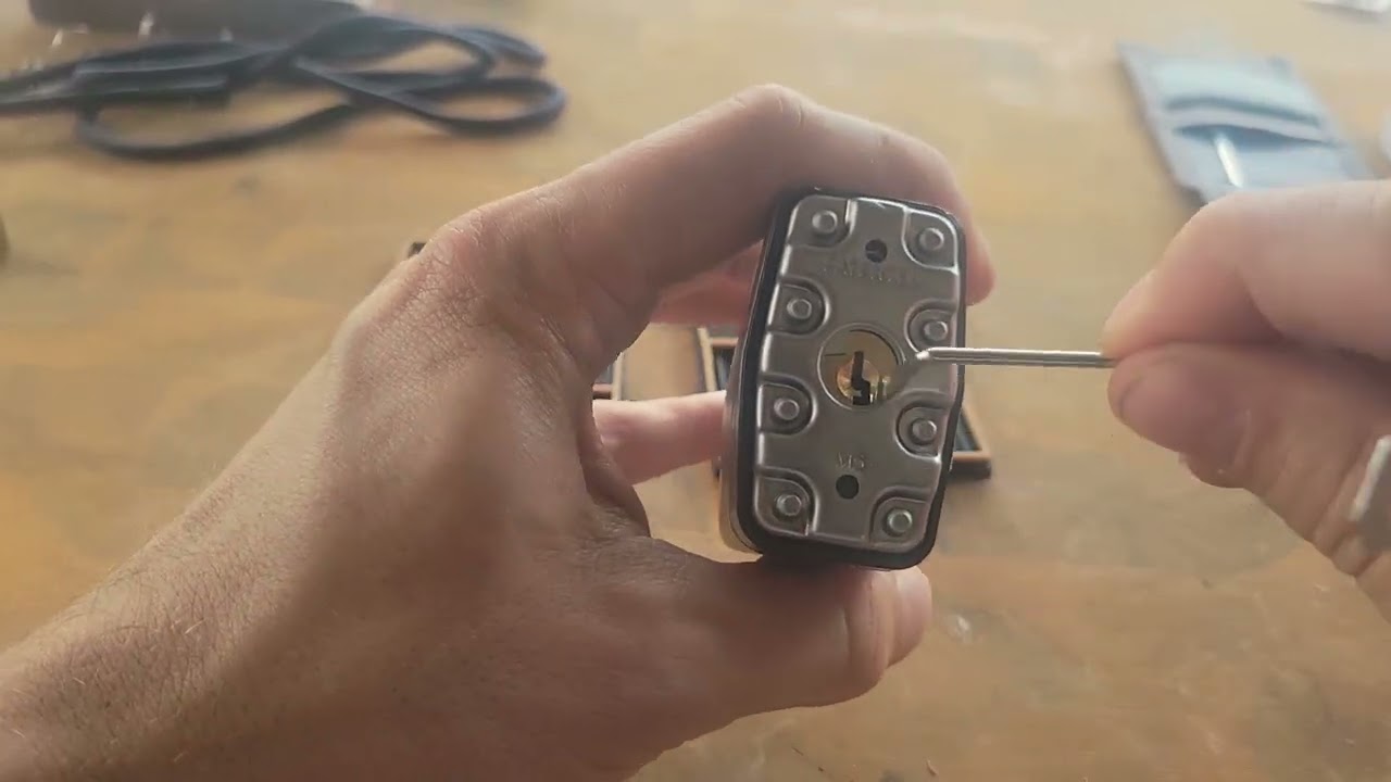 Lockpick Master Lock M5 #locksport