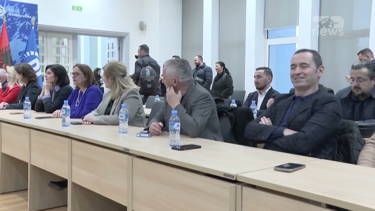 Top News/ ‘Duhet të jemi të besueshëm’/ Diskutimet e opozitës, në fokus ... Top News/ ‘Duhet të jemi të besueshëm’/ Diskutimet e opozitës, në fokus ...