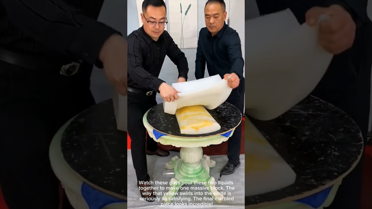 The way these two liquids mix is magic 🤯