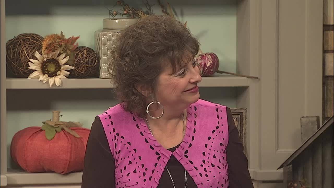 Basic Etiquette Lessons: Holiday Party Etiquette