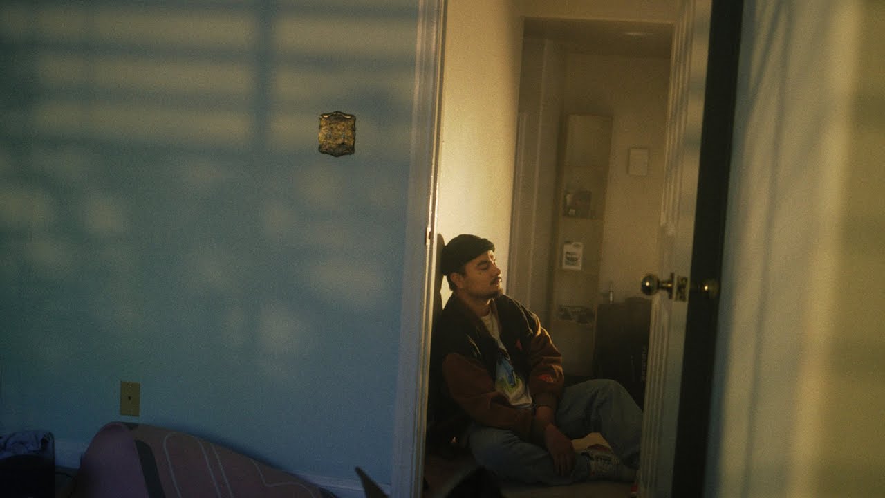 Lirik Lagu JUDUL1 - ARTIS1 dan Terjemahan