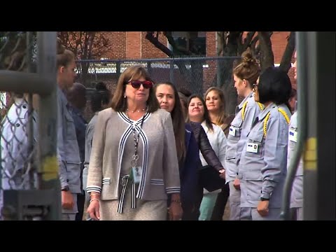 Hundreds Of Oklahoma Inmates Freed In Country's Largest Single-Day ...