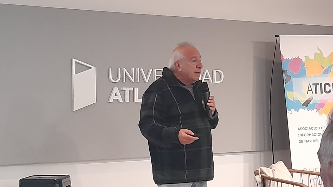 Piscitelli: pensar la inteligencia artificial antes del punto de no retorno