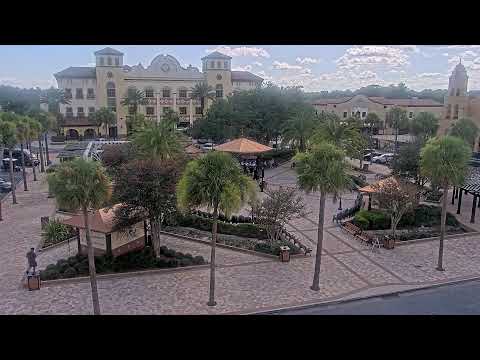 Live View of Spanish Springs Town Square in The Villages