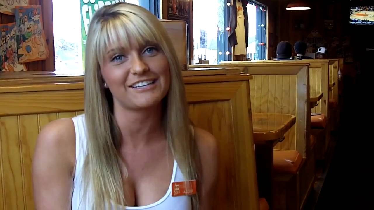 Meet Alexis - Hooters of Hampton Roads Pin Up Girl - Miss September