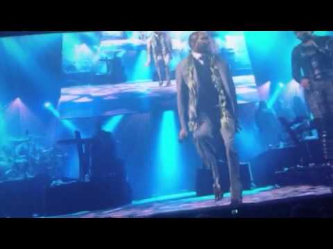 Ray Lewis Teaches Mary J. Blige The "Squirrel Dance" At Super Bowl ...