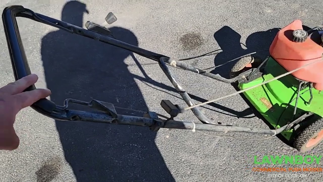 GovDeals: 1998 LAWNBOY Push Mower