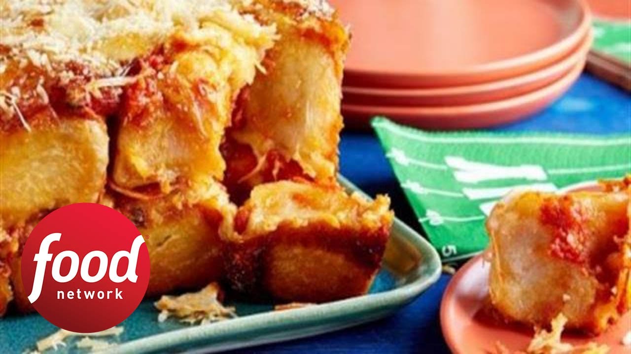 Kids Can Make: Cheesy Pull-Apart Pizza Bread | Food Network