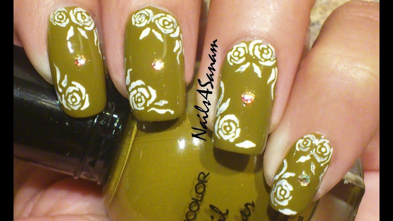 Vintage Roses Nail Art