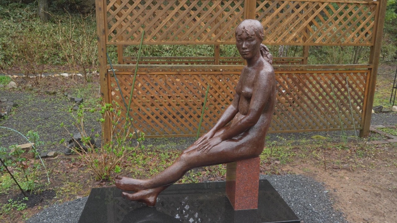 Sculptures by Chizuko Sasado donated to Kano and other locations.