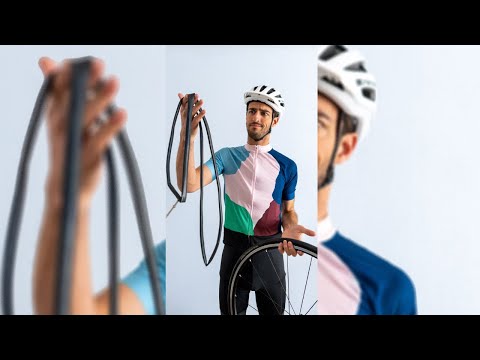 Flat tires suck! Am I right? 🤦🏽♂️ #cycling #bikelife #short #flattire #roadbike
