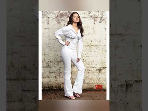 ✨Ajay Devgan with Sonakshi Sinha In Action Jackson ✨#youtubeshort