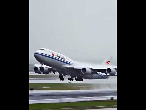 Air China Boeing 747SP-J6 B-2442 Gorgeous landing