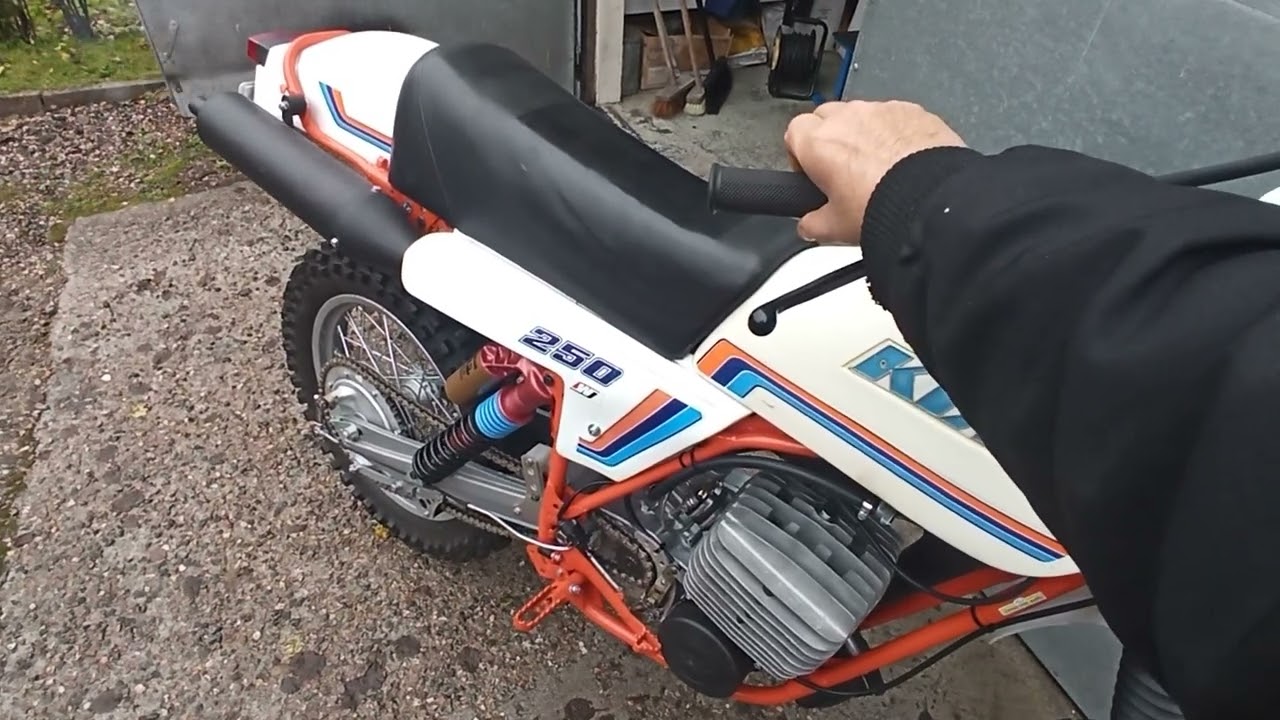 KTM GS250 1982