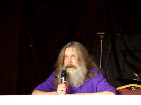 ALAN MOORE - TOM STRONG / SUPERHEROES