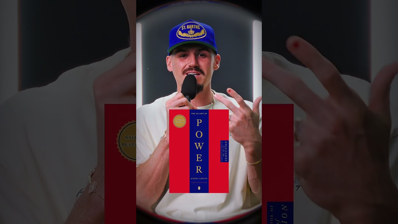 3 books that would turn you into a master manipulator 🧠