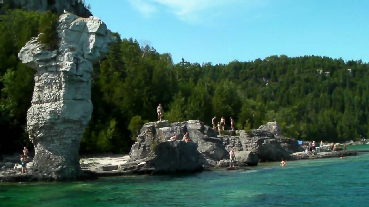 a beautiful day on Flowerpot Island, Tobermory