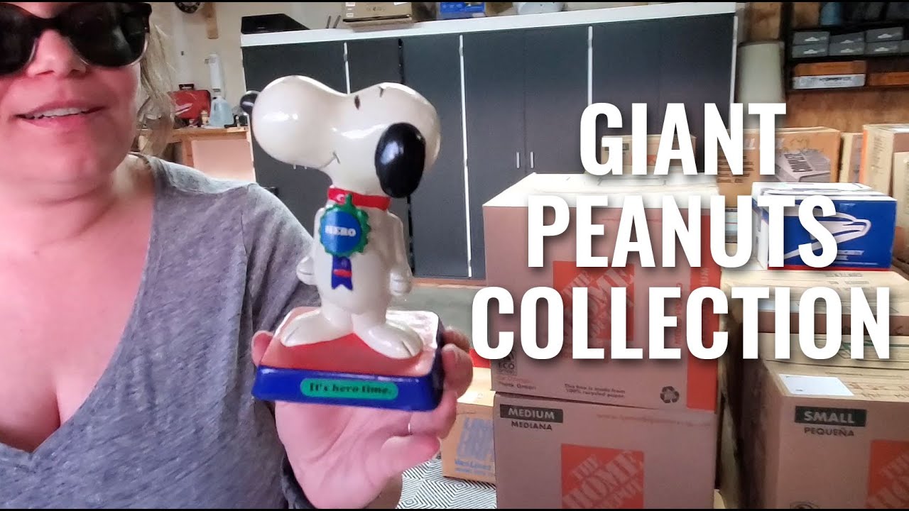 Peanuts Overload! Snoopy Collection Candid Unboxing | CollectPeanuts.com