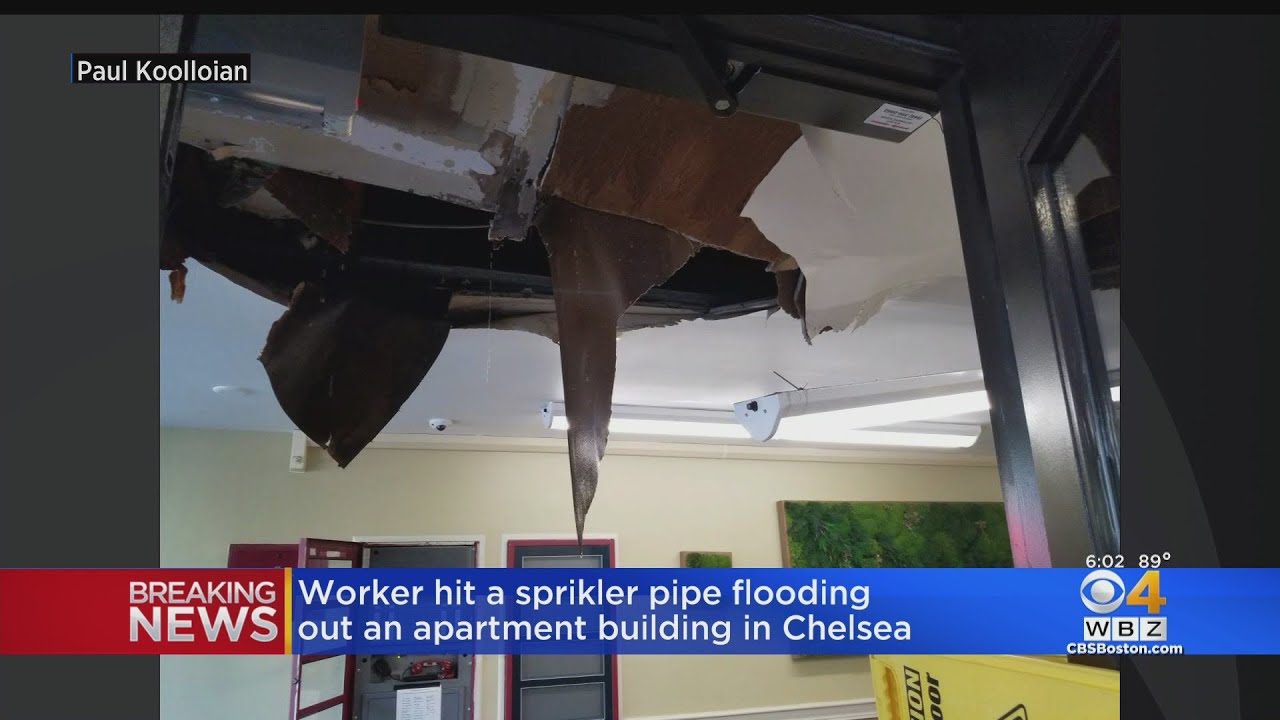 Worker hits sprinkler pipe, causing flooding at Chelsea apartment building