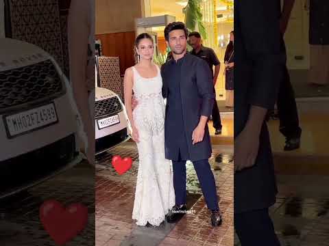 kritika kharbanda and pulkit Samrat at the wedding reception.#photography#photooftheday#photoshoot