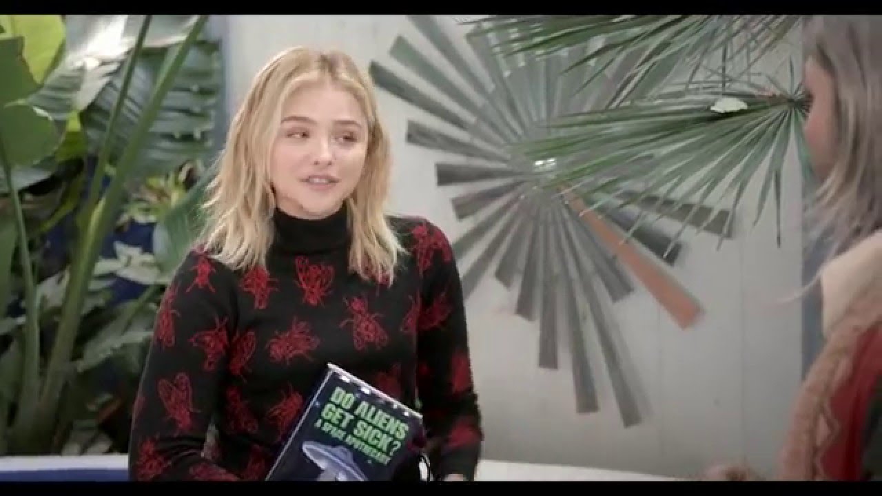 Chloë Moretz Schools an Alien Expert