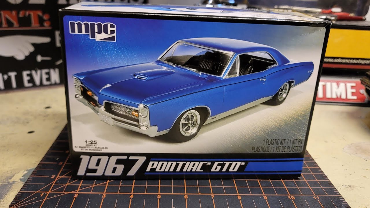 Unboxing 1967 Pontiac GTO