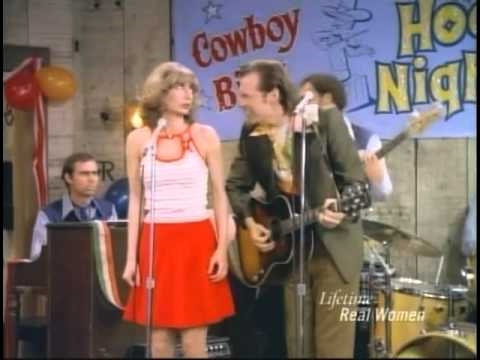 Laverne & Shirley - Laverne and Lenny sing "The Look"