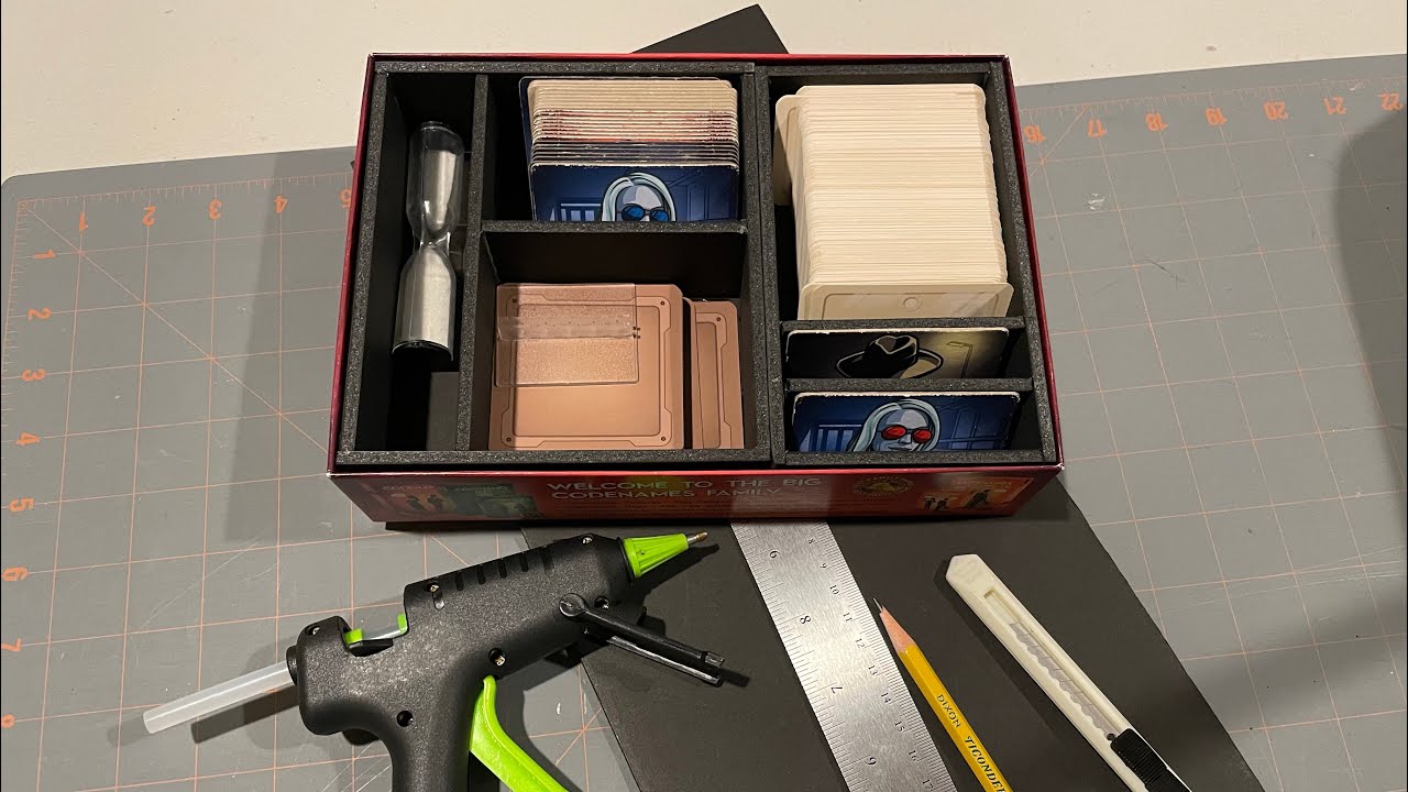 How to make a simple board game organizer step by step