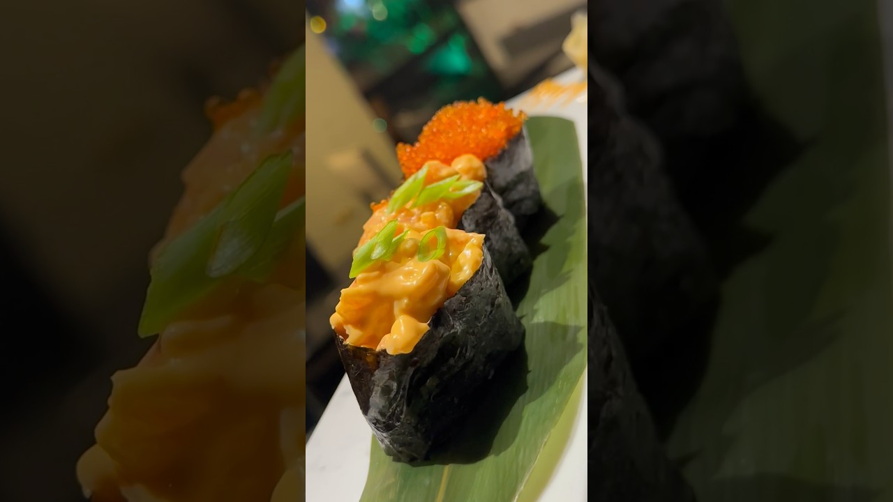 How we Gunkan sushi 🍣 ! Subscribe plz ! #sushi #food #japanesefood #viral #shorts #short #fyp