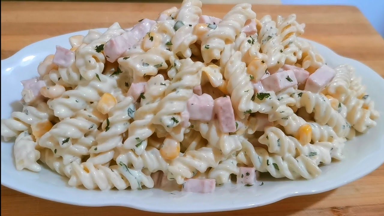 Cold pasta salad