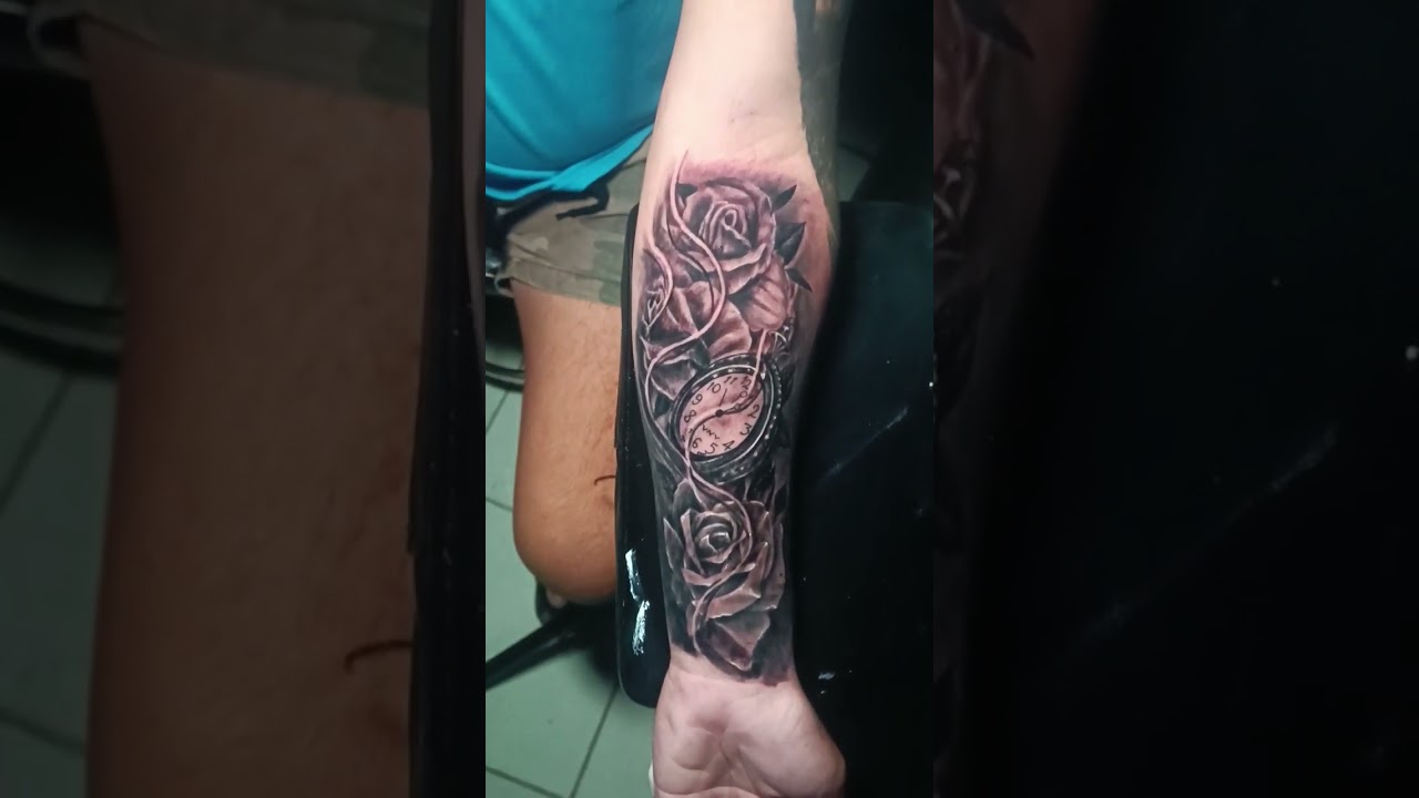 Rose and Clock Tattoo #rose #rosetattoo #clock #bngtattoo