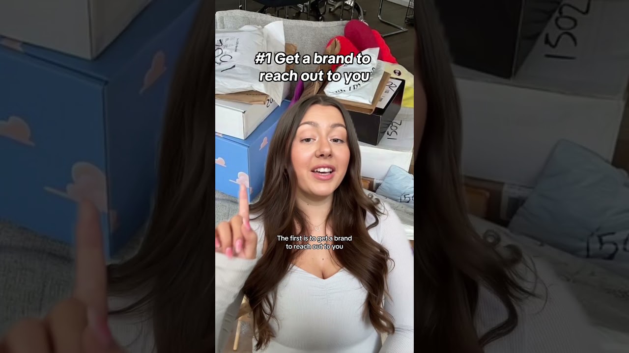 How to get on a brand’s PR list 🛍 | #shorts #prlist #microinfluencer #branddeals