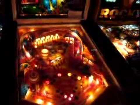 Superman - Pinball by Atari | Museum of the Game