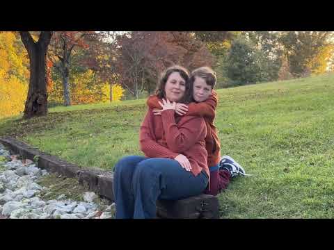 Lacey Family Photoshoot at Steele Creek Park | Captured by Celeste in Bristol, TN