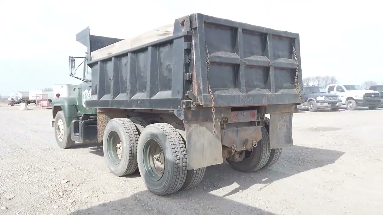 1971 MACK R685 For Sale