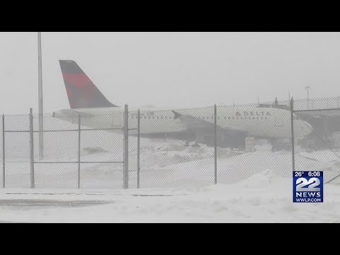 Flight cancellations at Bradley International Airport due to weather