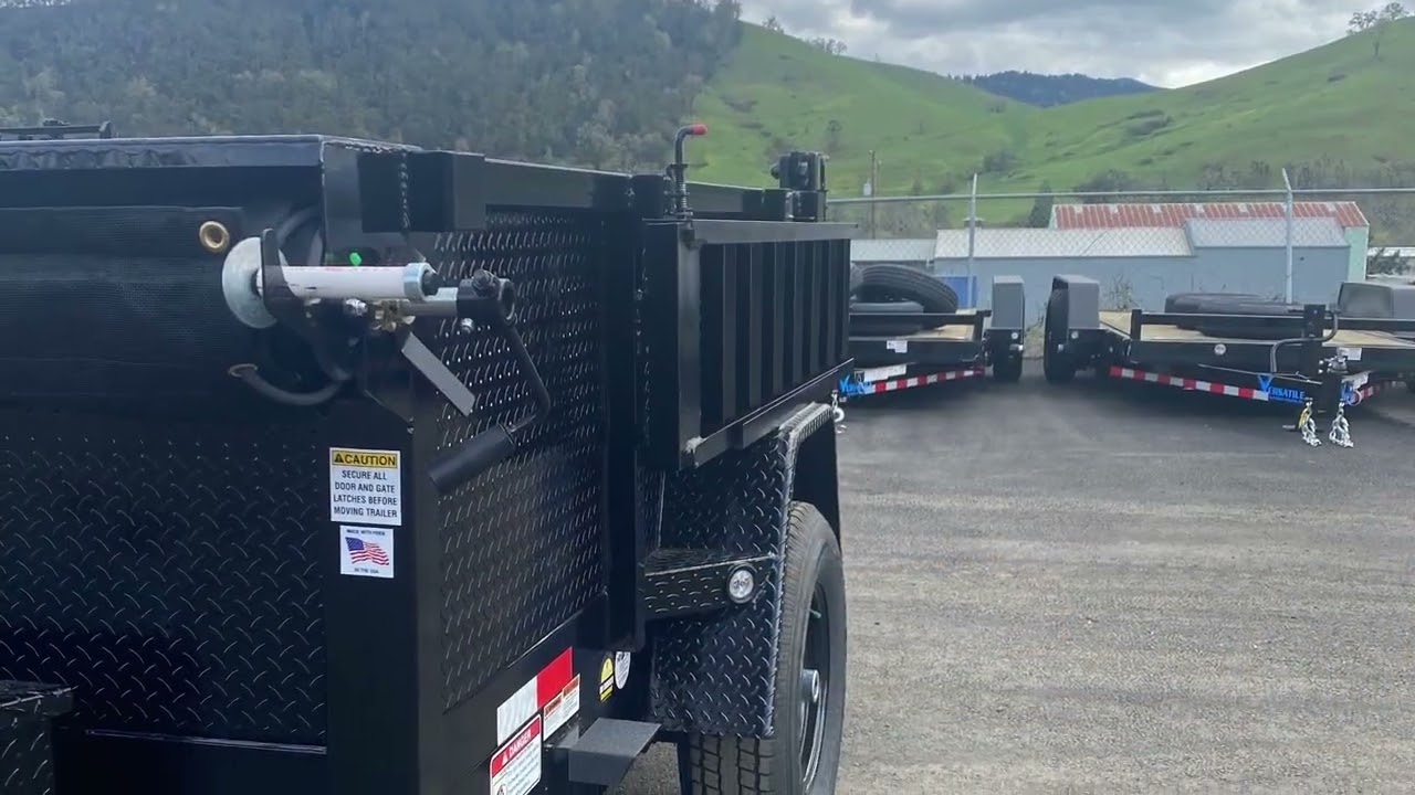Mini Dump Trailer by Versatile