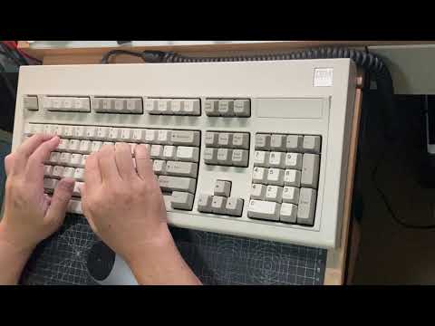 Model M metal badge bolt and usb modded