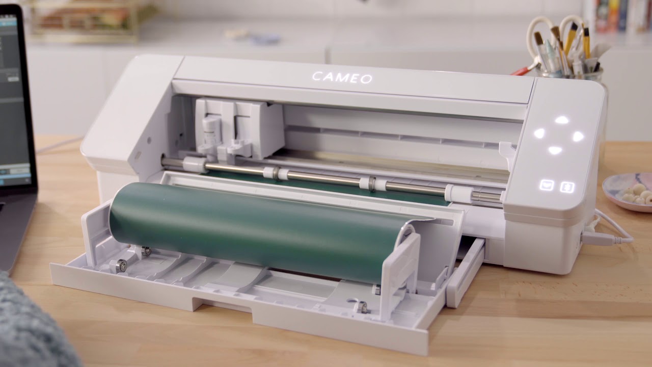 Built-in Roll Feeder with the Silhouette Cameo® 4