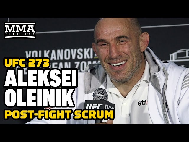 UFC 273 News: Aleksei Oleinik teaches Jared Vanderaa winning submission ...