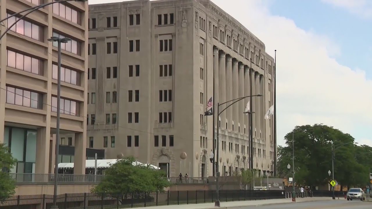 Backlog at Cook County courthouse concerns some