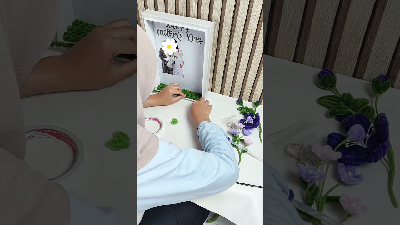Bunga Bingkai Kawat Bulu #hadiahhariibu #fotobingkai #flowerinframe #flowerpipecleaner