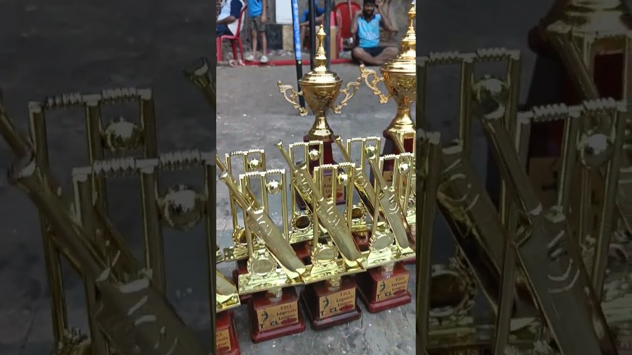 cricket ki trophy wholesale rate #thane #cricket #trophy #medal #mumbai #boxcricket #viralvideo