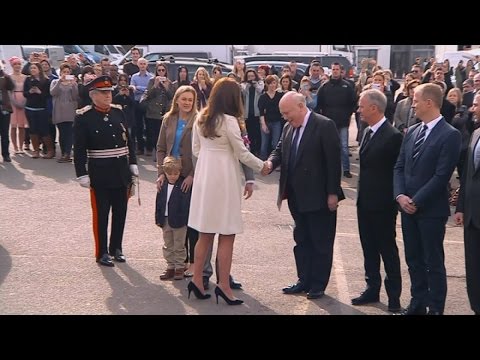 Kate visits Ealing Studios to meet Downton Abbey cast