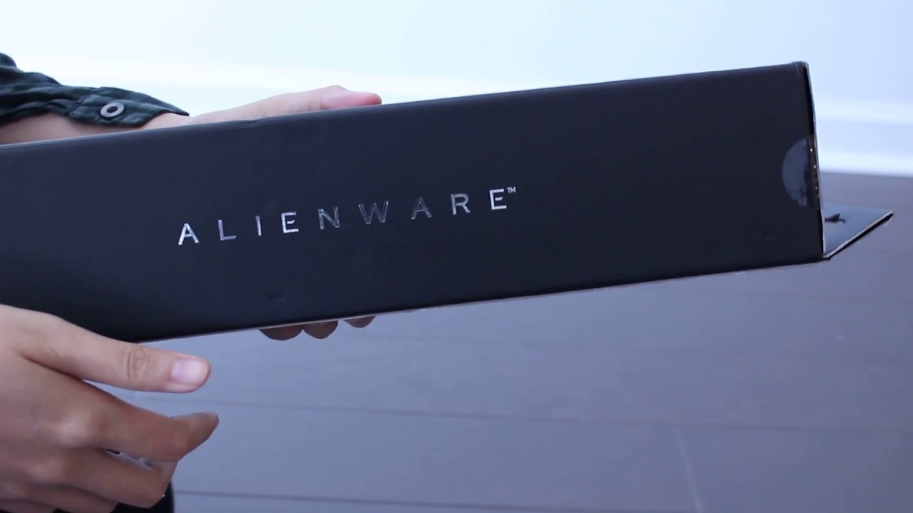 Alienware Extra Large Gaming Mouse pad Unboxing