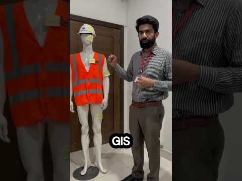𝐔𝐧𝐥𝐨𝐜𝐤𝐢𝐧𝐠 𝐭𝐡𝐞 𝐩𝐨𝐰𝐞𝐫 𝐨𝐟 𝐬𝐩𝐚𝐭𝐢𝐚𝐥 𝐝𝐚𝐭𝐚: 𝐄𝐱𝐩𝐥𝐨𝐫𝐢𝐧𝐠 𝐭𝐡𝐞 𝐜𝐨𝐫𝐞 𝐜𝐨𝐦𝐩𝐨𝐧𝐞𝐧𝐭𝐬 𝐨𝐟 𝐆𝐈𝐒 𝐢𝐧 𝐨𝐮𝐫 𝐥𝐚𝐭𝐞𝐬𝐭 𝐯𝐢𝐝𝐞𝐨