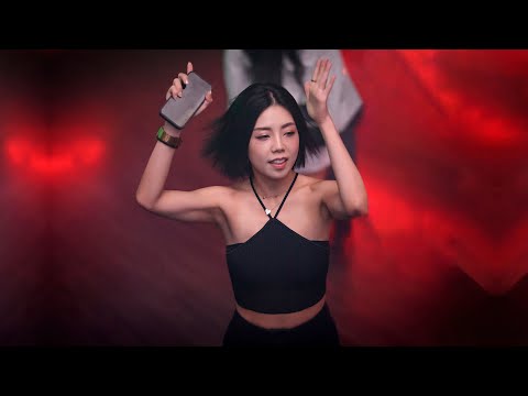 DJ'YE《潘成 - 白鴿烏鴉相愛的戲碼 X 阿涵 - 妥協 X 周傳雄 - 青花》Mixtape 2x25