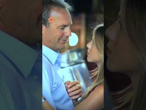Kevin Costner & Jennifer Aniston together in “Rumor has it” (2005)